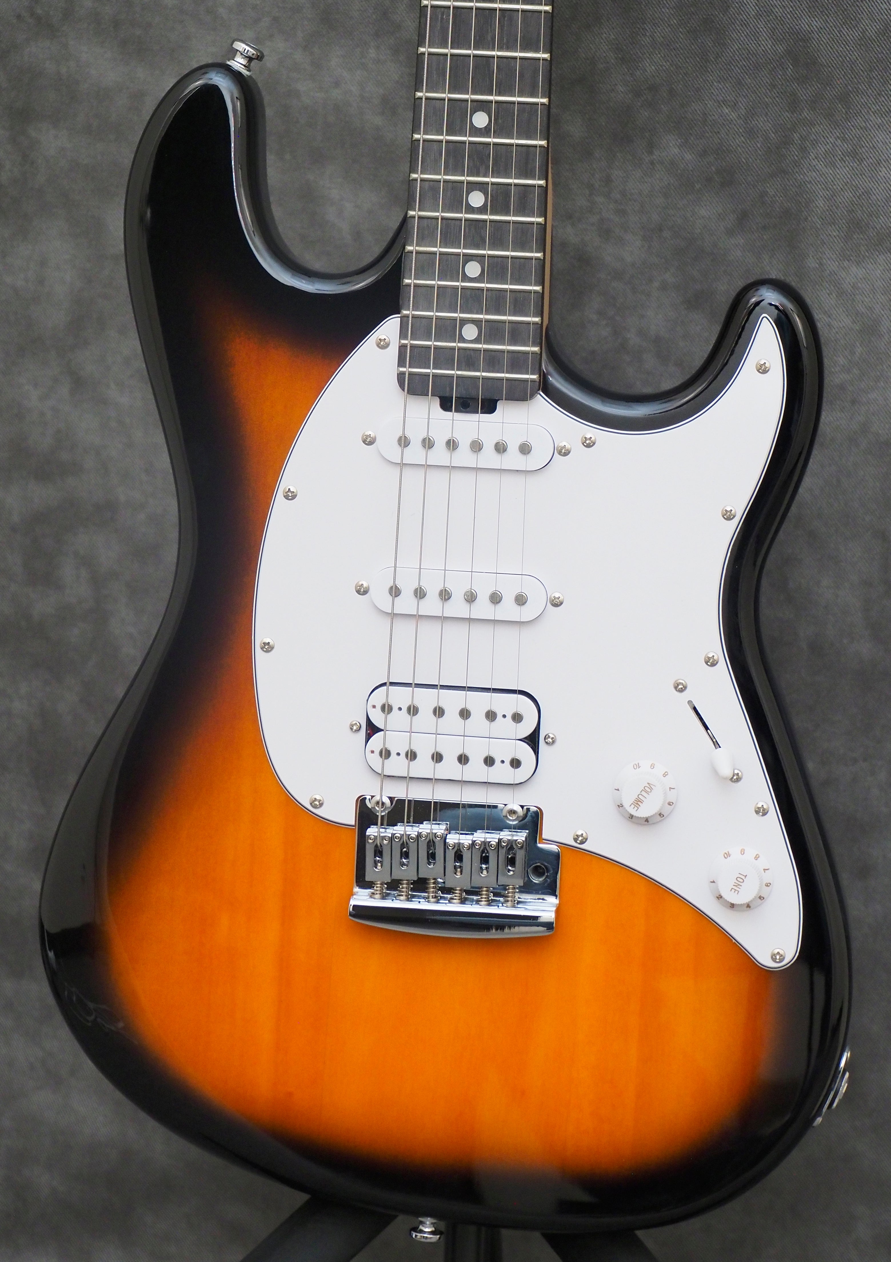 B-Stock Sterling By Music Man CT30 3-Tone Sunburst Finish - W/Setup ...